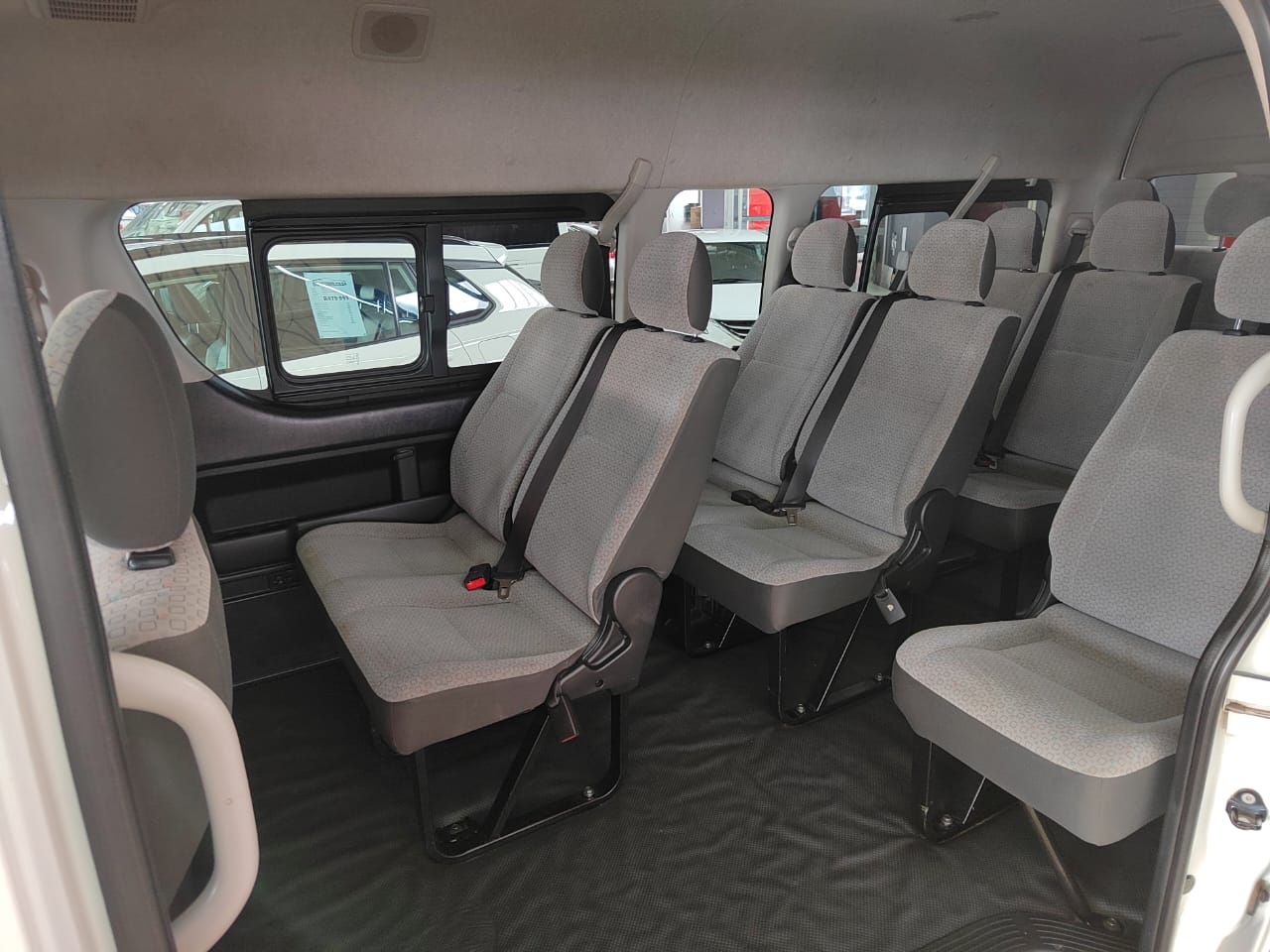 2017 TOYOTA QUANTUM 2.7 GL 14 SEATER BUS | Junk Mail Marketplace