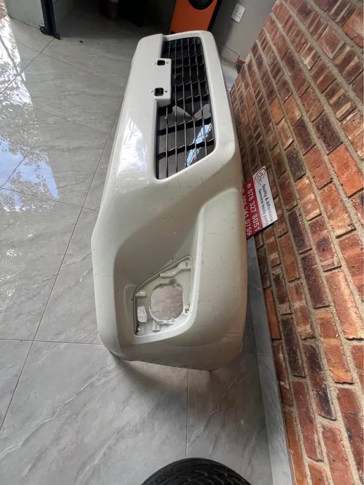 Used Toyota Hilux Bumper for sale in Gauteng | Auto Mart