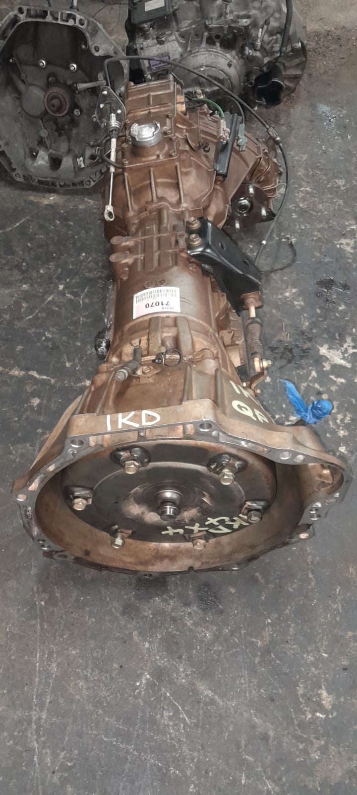 Toyota 1kd 3.0 d4d 4x4 automatic gearbox complete includes torque ...