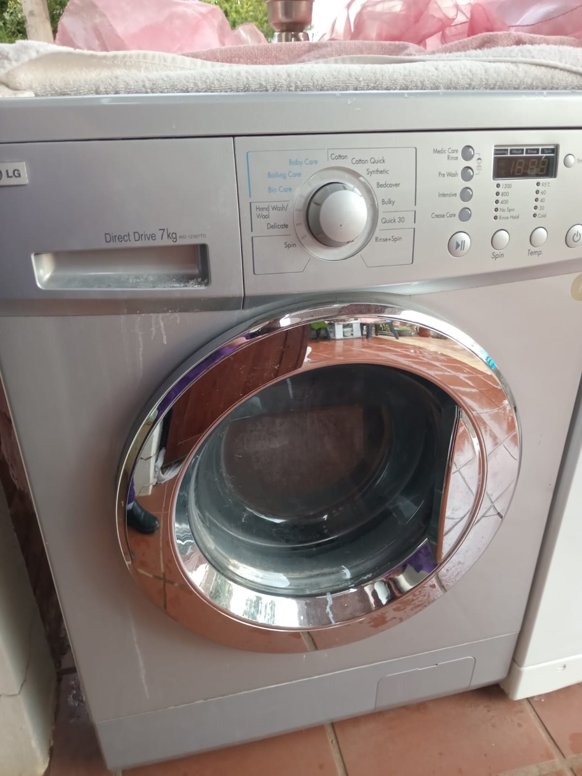 LG Direct 7Kg Drive Washing Machine For Sale | Junk Mail Marketplace