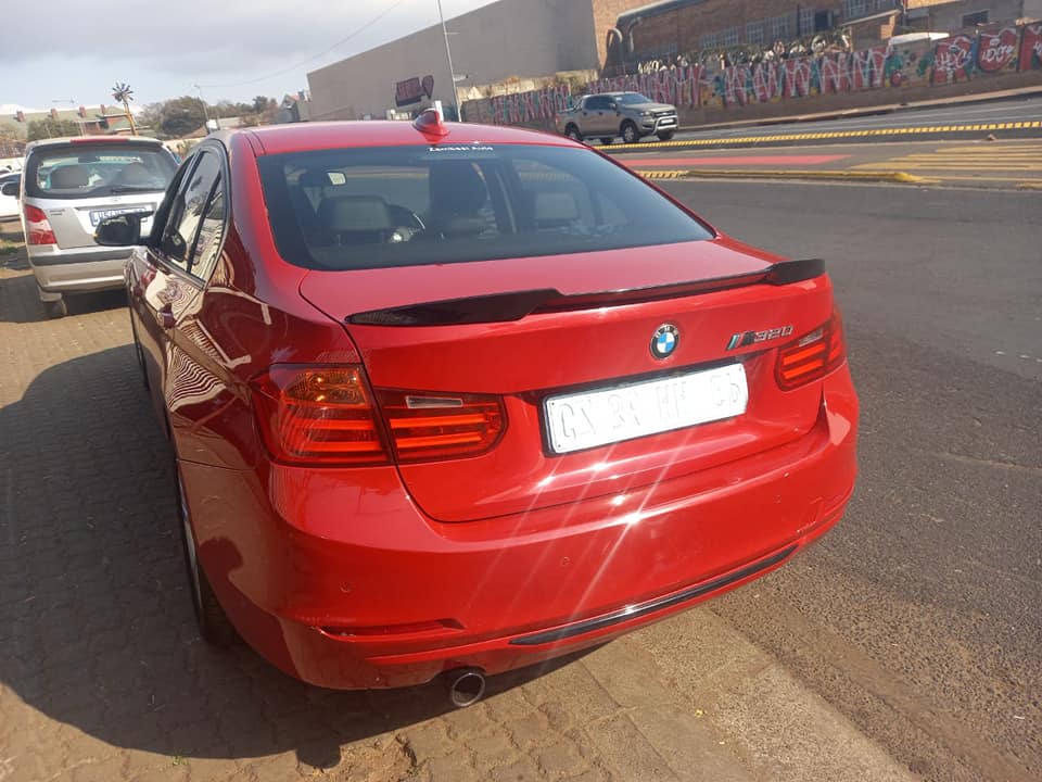 BMW F30 2013 RED AUTOMATIC PETROL LEATHER INTERIOR SUNROOF | Junk Mail ...