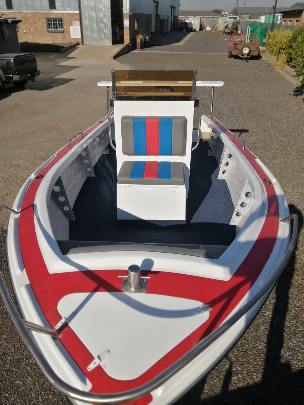 ACE CRAFT 555 CONSOLE BOAT FOR SALE WITHOUT MOTORS | Junk Mail Marketplace