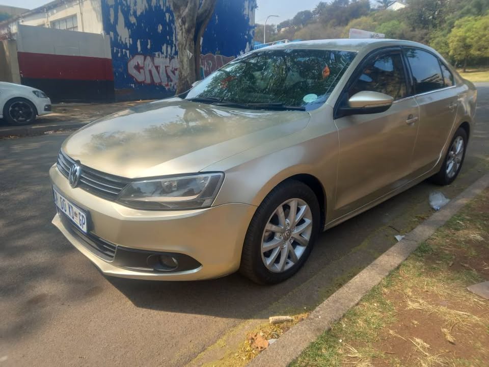2013 VW Jetta 6 1.4 Tsi Petrol Manual, Gold, 96000km R80,000 | Junk ...