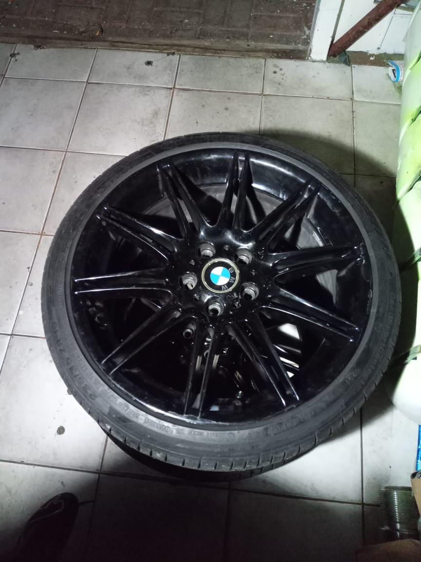 BMW M3 MAGS 18"INCH | Junk Mail