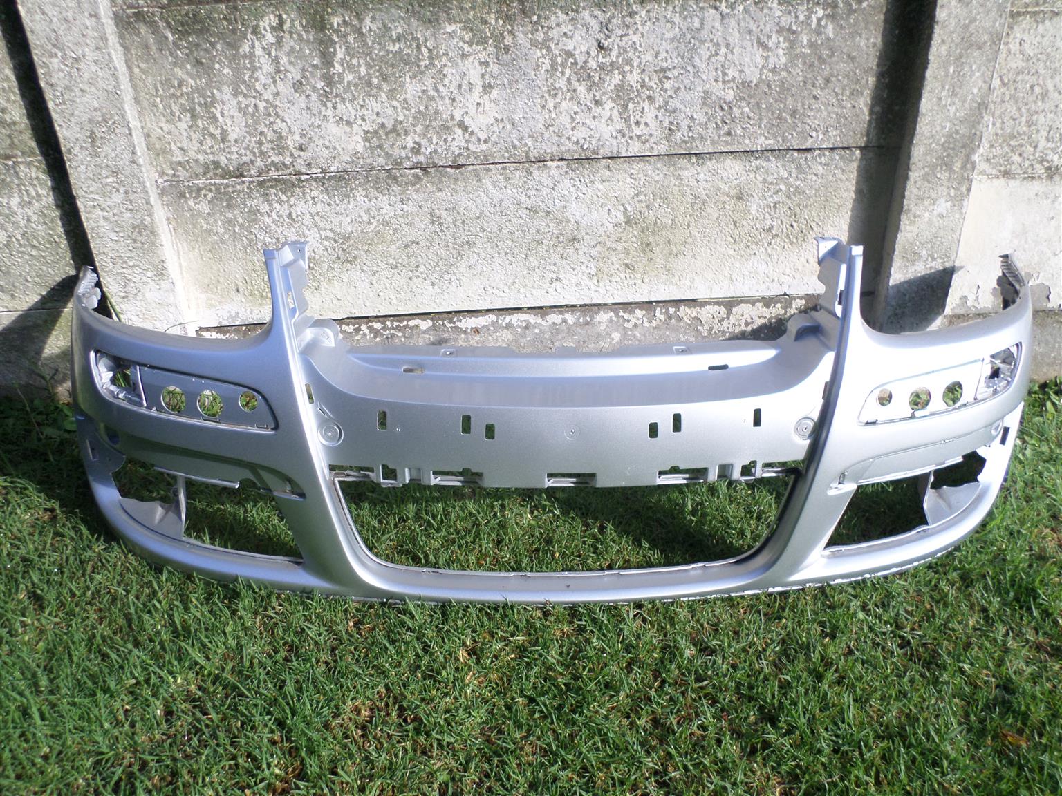 2010 VW JETTA 5 FRONT BUMPER FOR SALE. OEM | Junk Mail