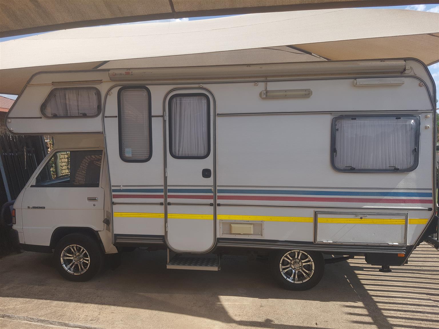 Mitsubishi L300 motorhome for sale | Junk Mail Marketplace