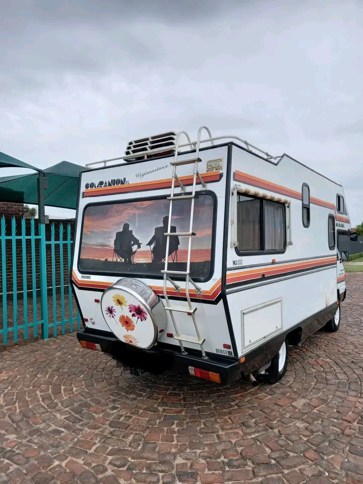 Mitsubishi L300 Motorhome | Junk Mail Marketplace