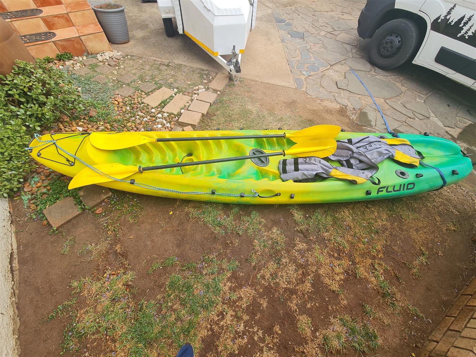 Kayak, double seater. Fluid. With oars ans 2 lifejackets | Junk Mail ...