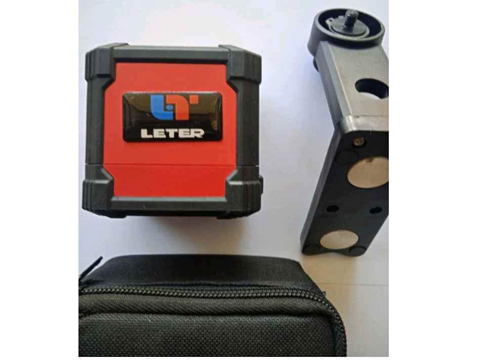 Self Leveling Red Beam Crossline Laser (Brand New) | Junk Mail