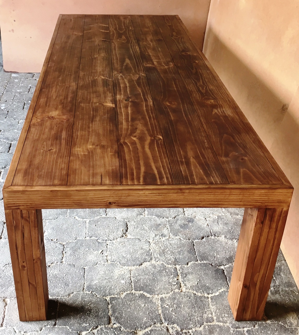 Patio table Chunky Farmhouse series 3000 with pillar legs - Stained ...