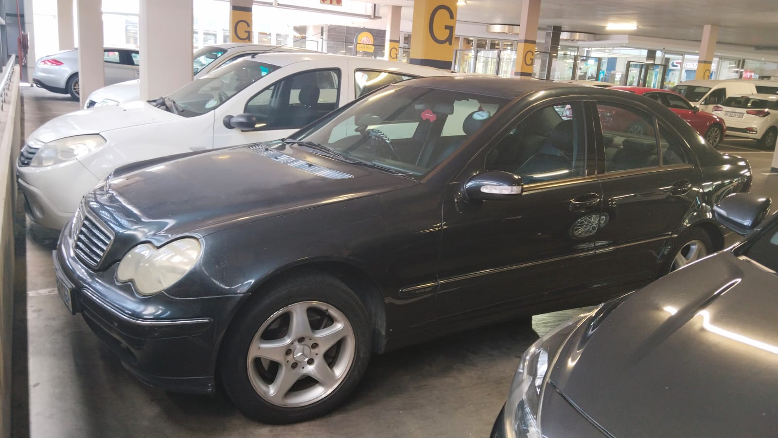 Mercedes Benz C270 AvantGarde * Year 2002 | Junk Mail Marketplace