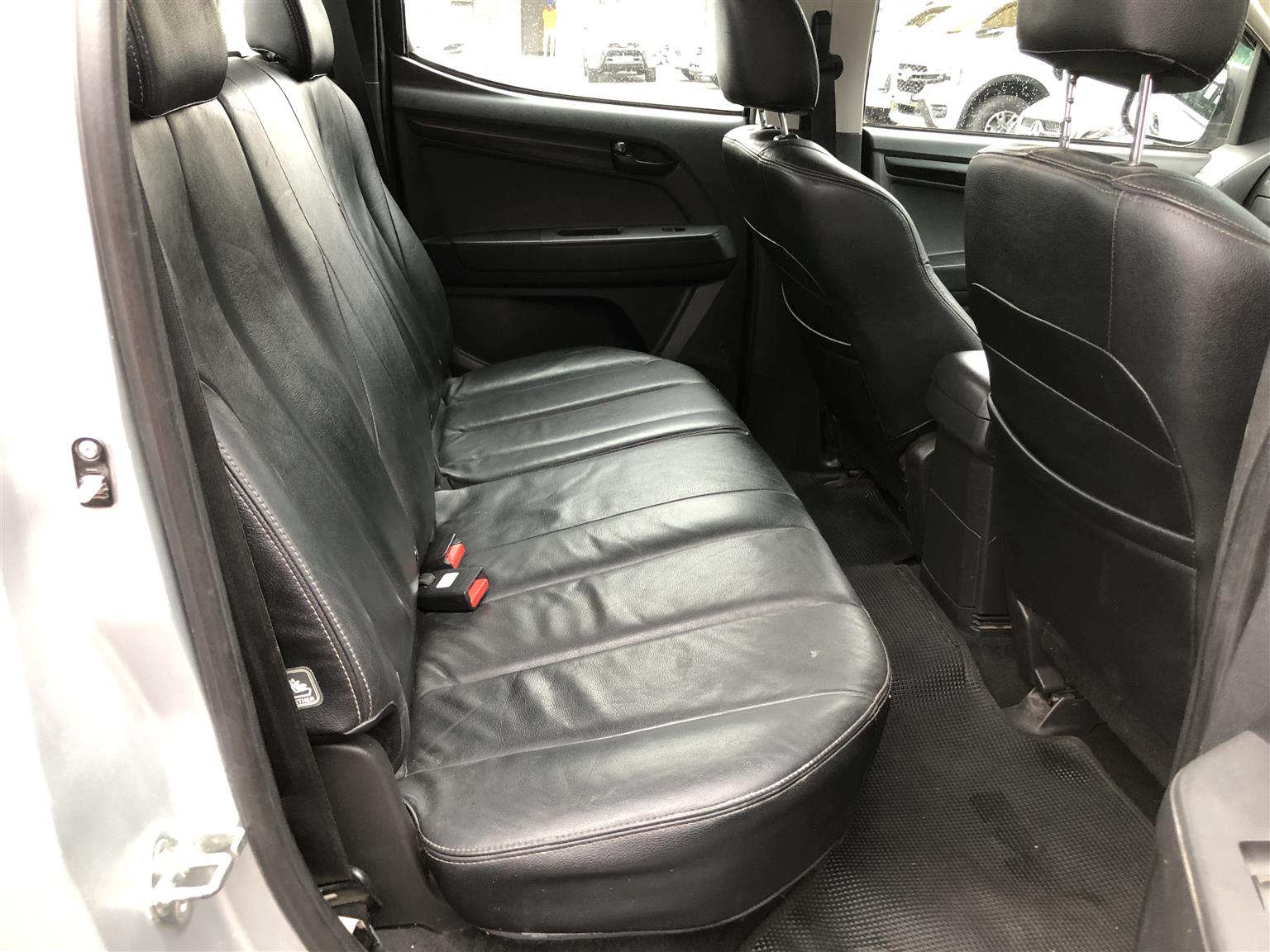 2020 Isuzu KB 250 D TEQ HO X Rider Double Cab Auto For Sale | Junk Mail ...