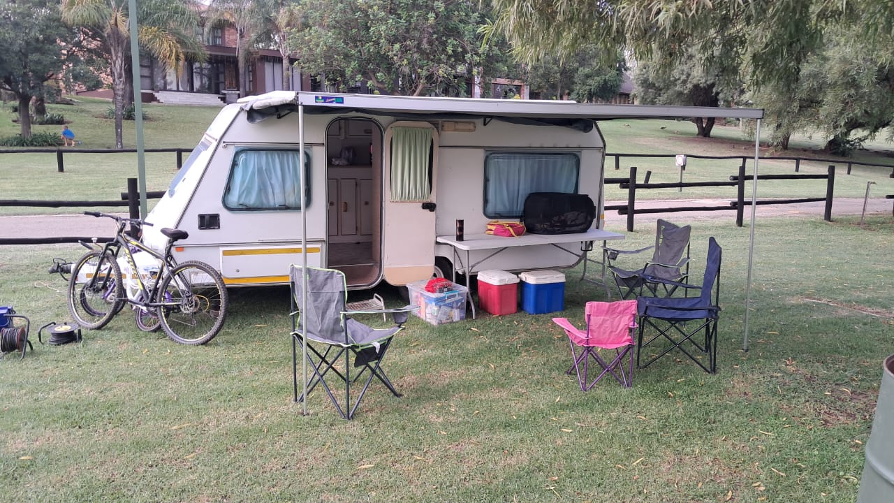 1996 Caravette 6B caravan | Junk Mail Marketplace