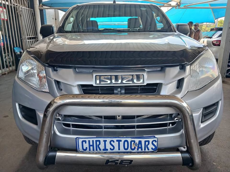 2014 model Isuzu KB250 D-teq Extra cab manual Transmission diesel ...