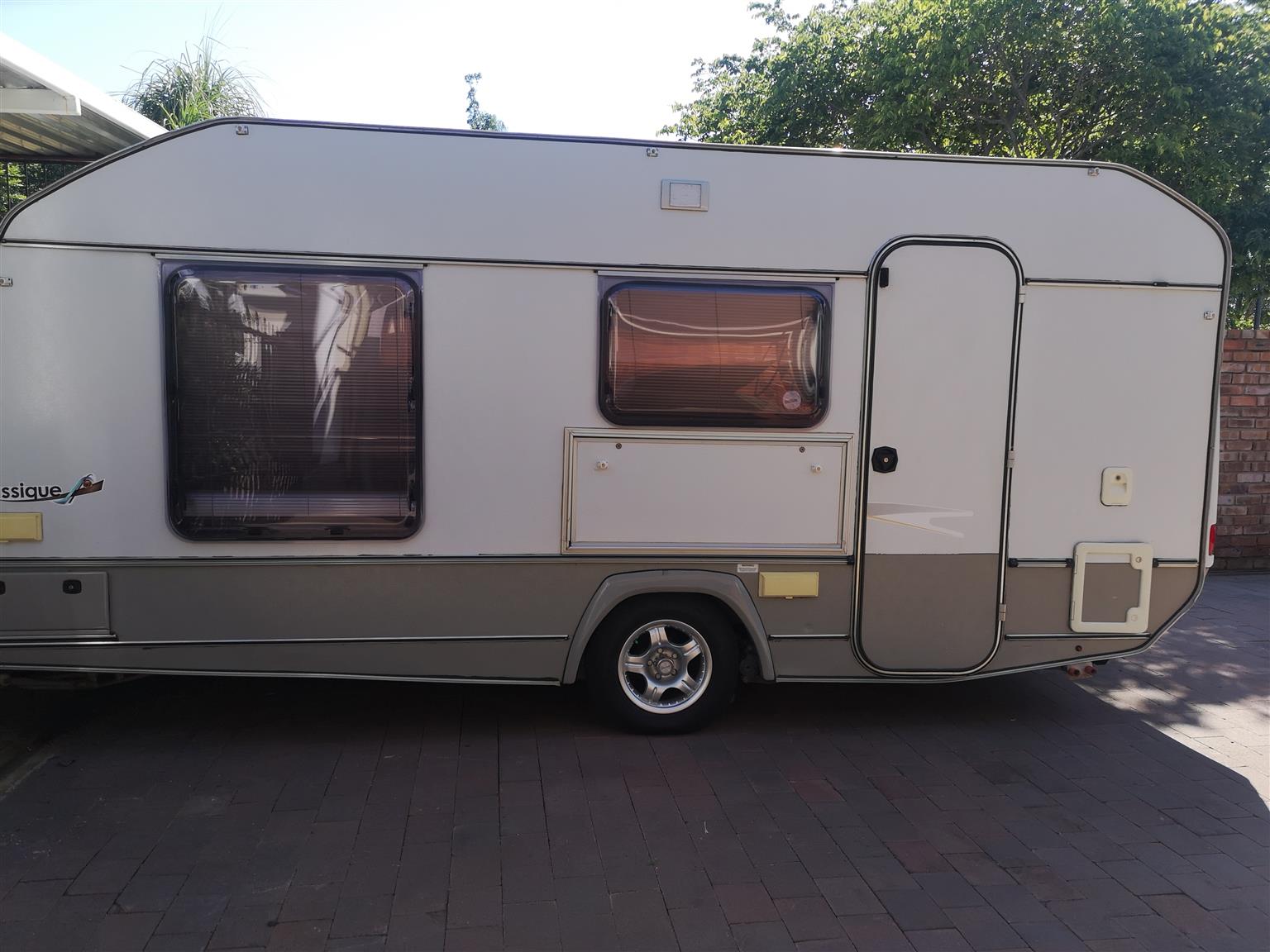 Jurgens Classique de luxe | Junk Mail Marketplace