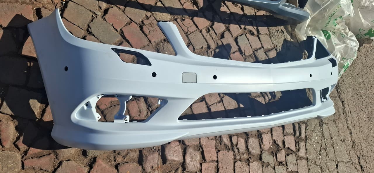Mercedes C class AMG w204 preface front bumper for sale | Junk Mail ...