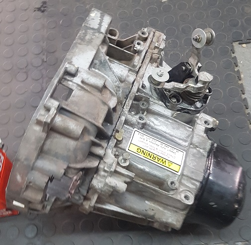 NISSAN NP200 5SPD GEARBOX | Junk Mail