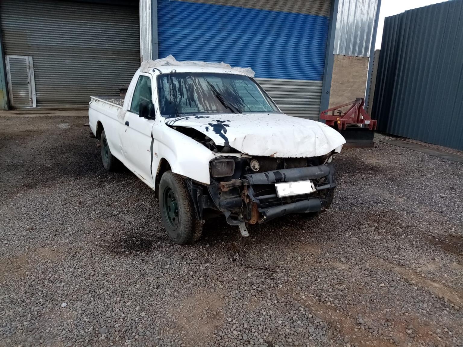 MITSUBISHI COLT STRIPPING FOR SPARES | Junk Mail