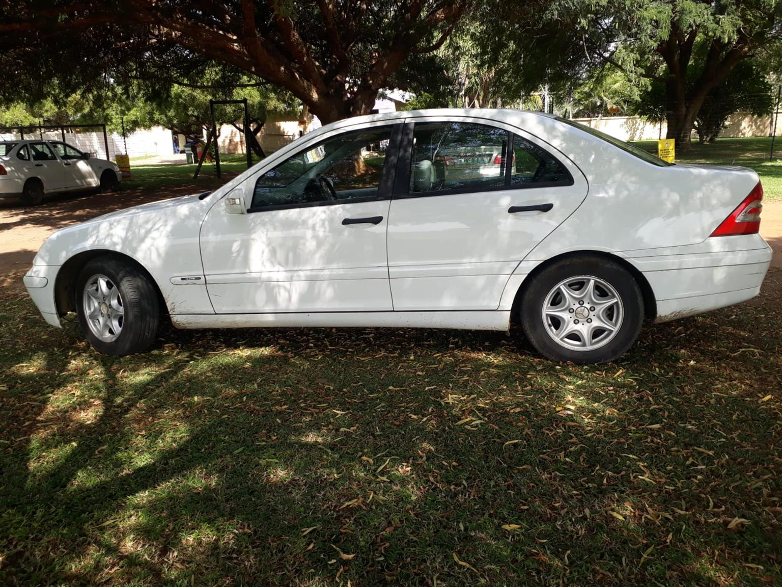 C180 Mercedes Benz 2001 For Sale | Junk Mail