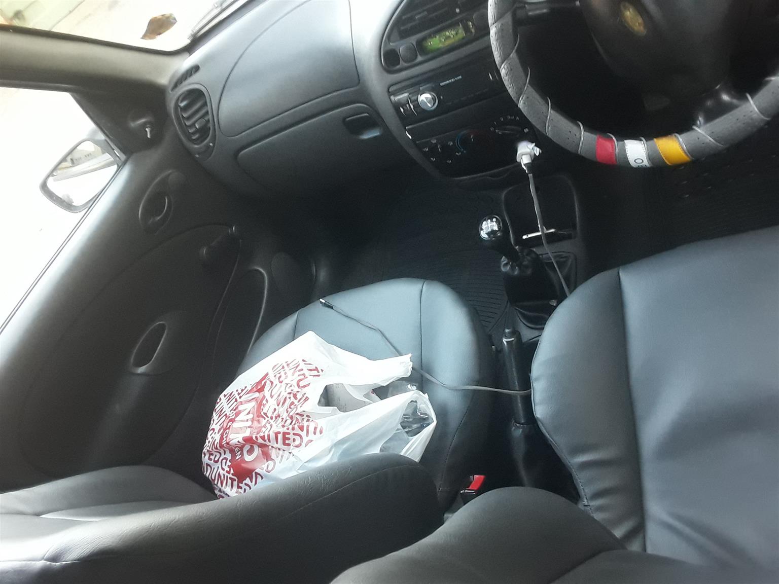 Ford ikon 1.6 rocam 2004 | Junk Mail