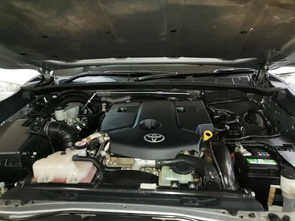 2017 Toyota Hilux 2.4 GD6 Extra Cab 4x2 Manual, Diesel, Service book ...