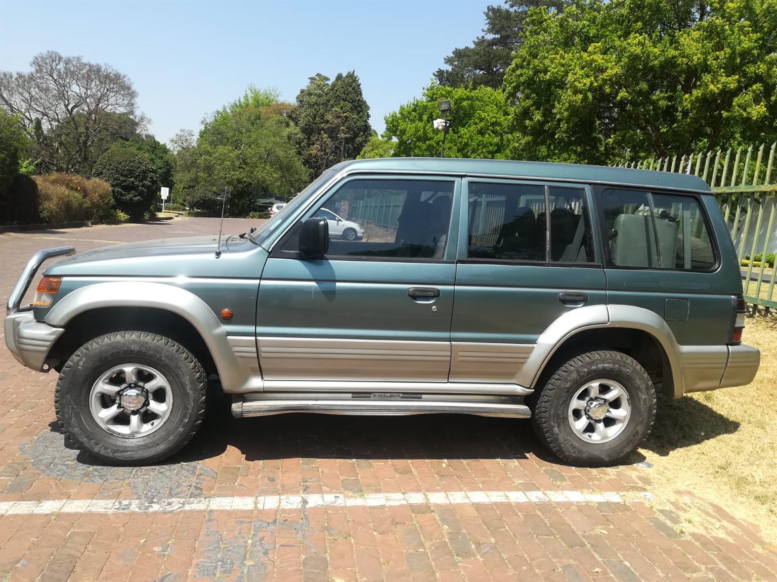 Mitsubishi pagero | Junk Mail