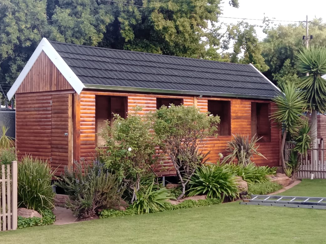 Neat, Durable, Affordable and Rock Solid Wendy & Nutec Cabins | Junk ...
