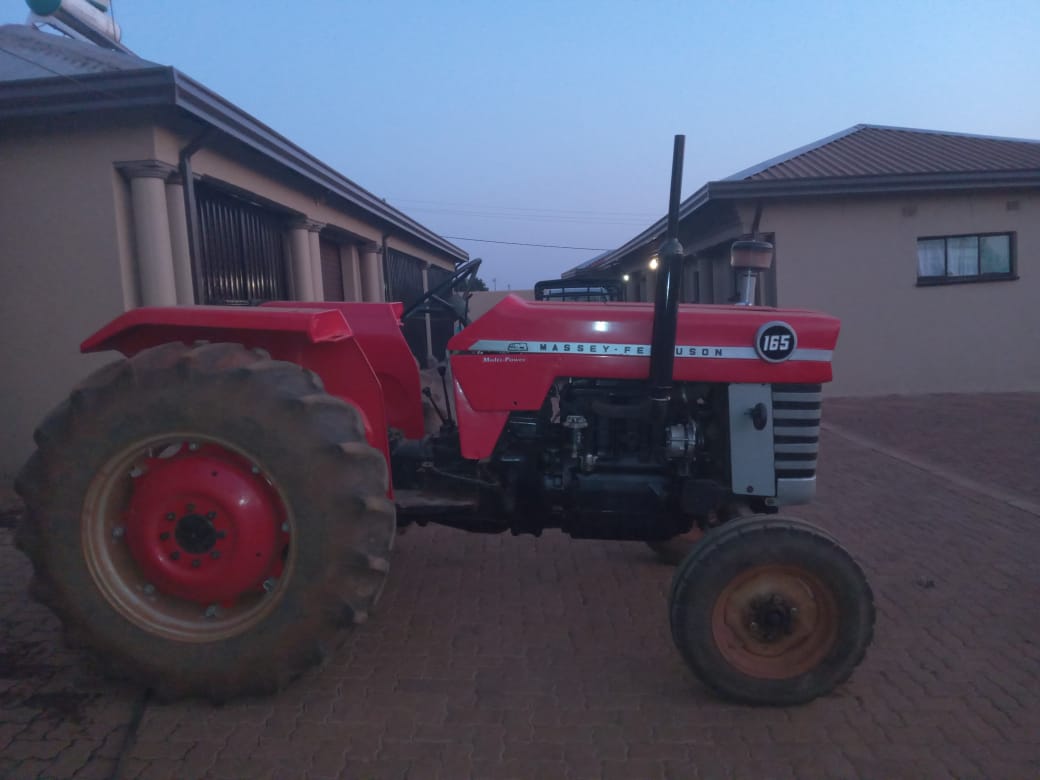 Massey Ferguson 165 ,212 engine | Junk Mail Marketplace