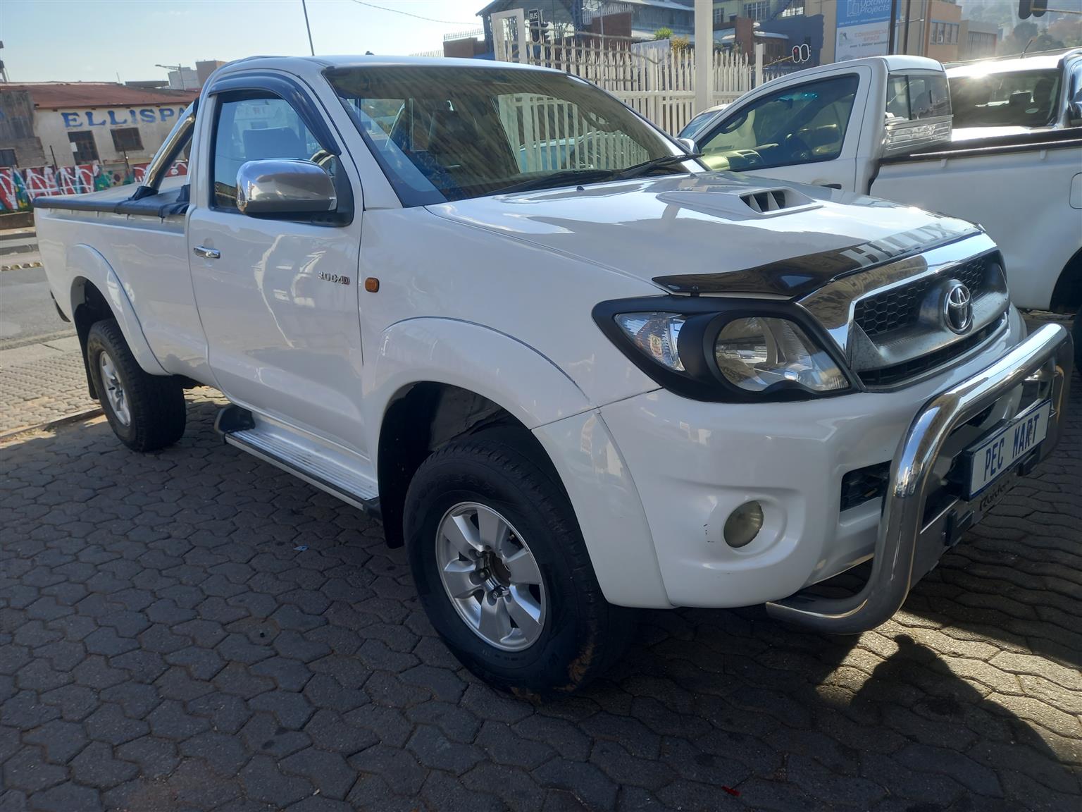 Toyota Hilux 3.0 | Junk Mail