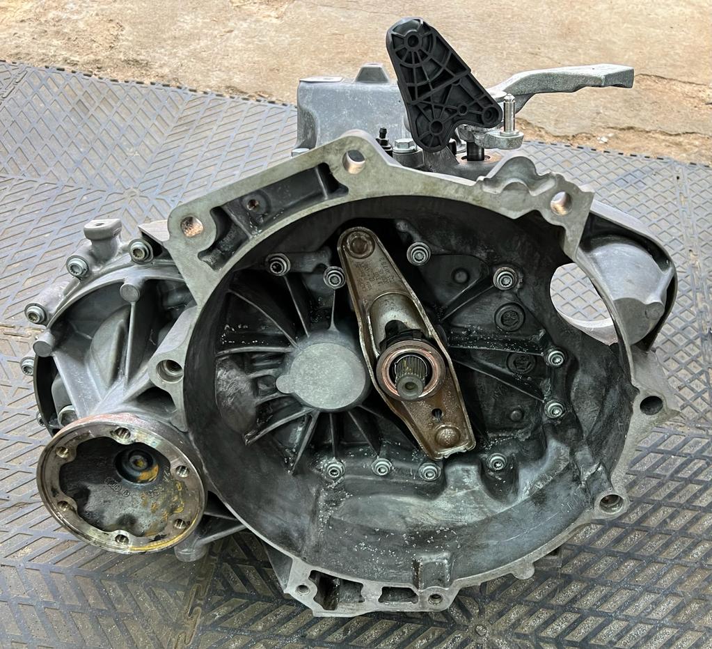 VW GOLF/JETTA 6 1.4 & 1.6TFSI 6SPD GEARBOX | Junk Mail Marketplace