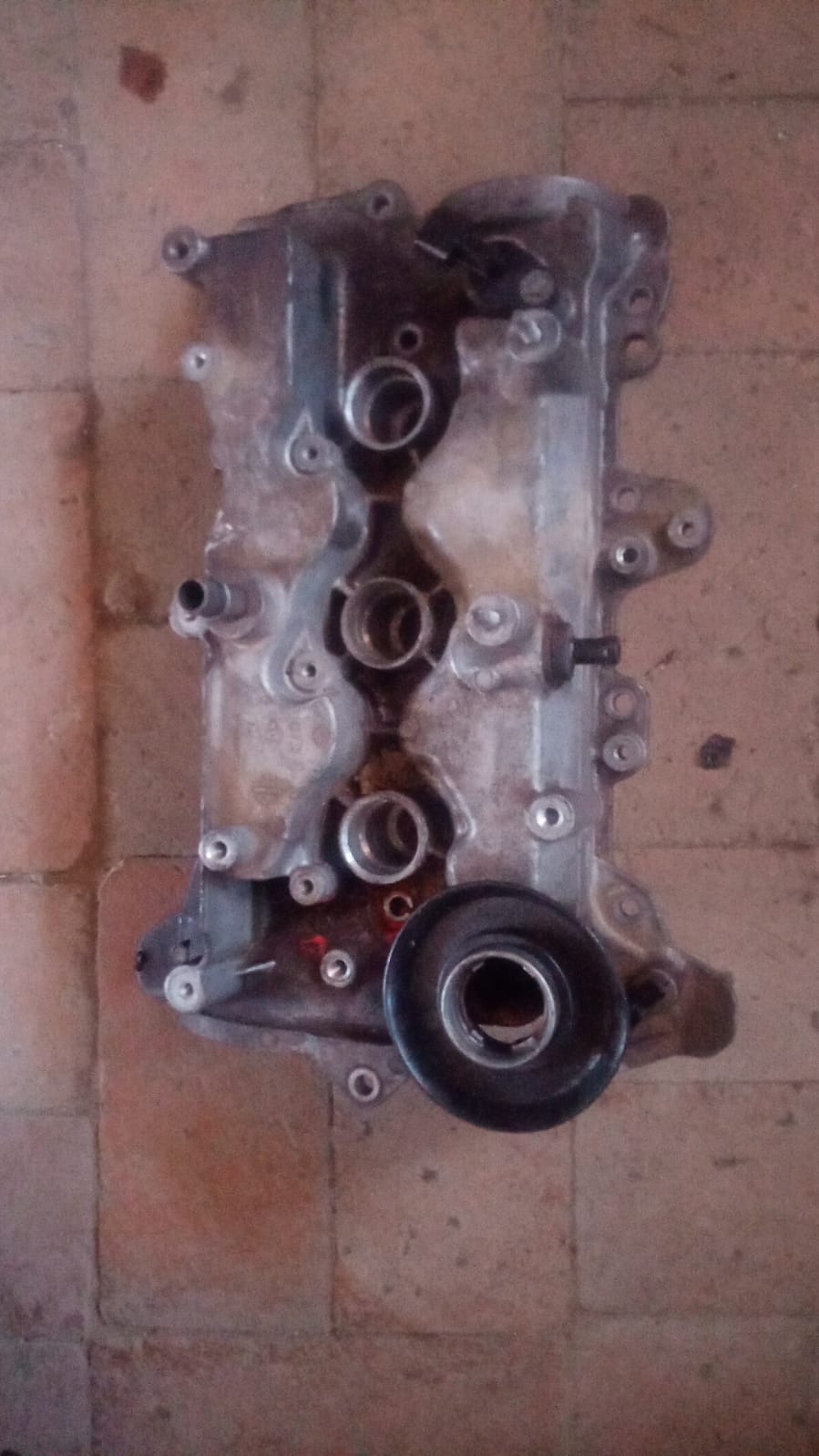 Renault sandero 900t/clio 4 h4ba tappet cover | Junk Mail Marketplace