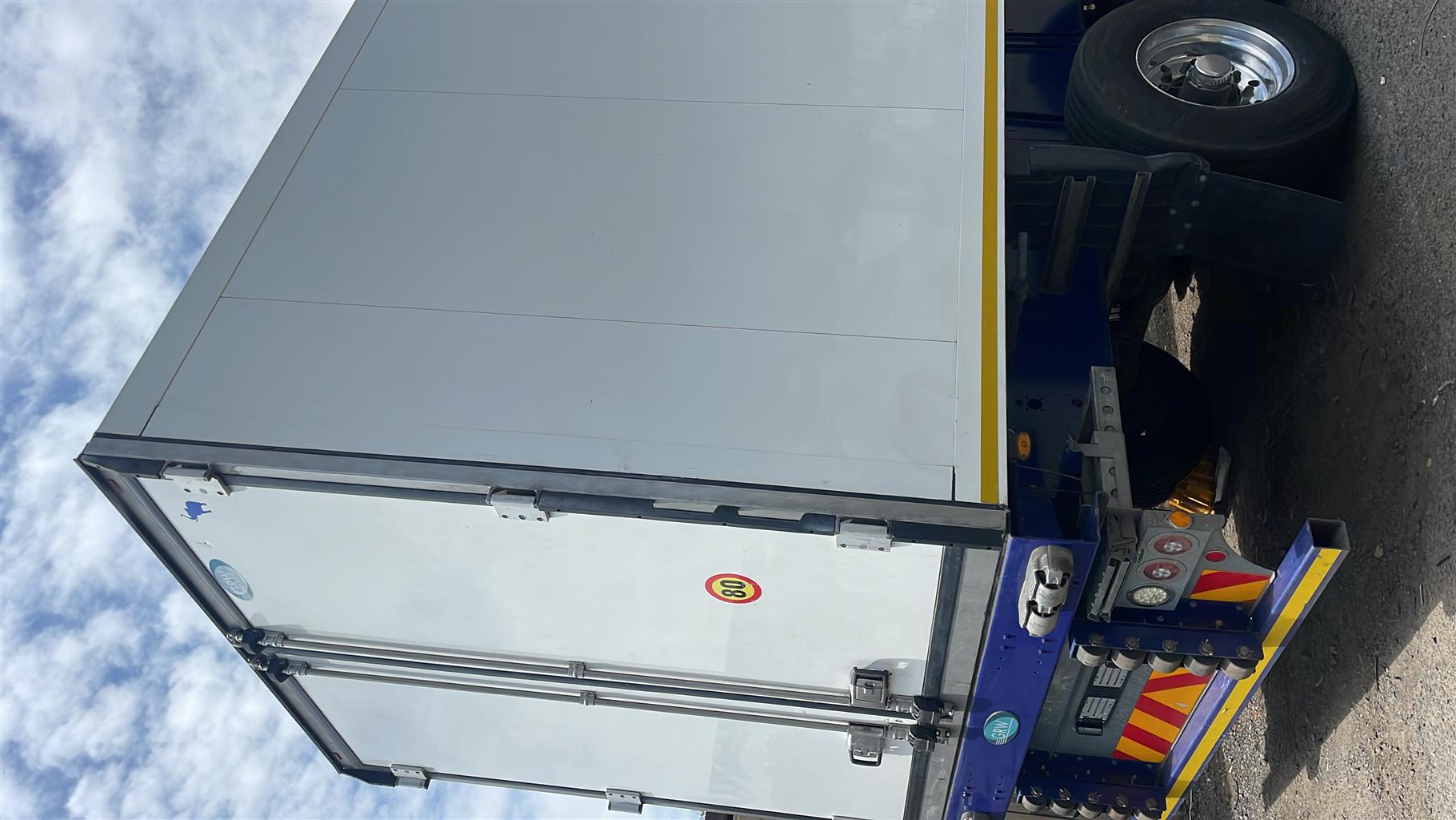 2019 GRW Refrigerated trailer | Junk Mail