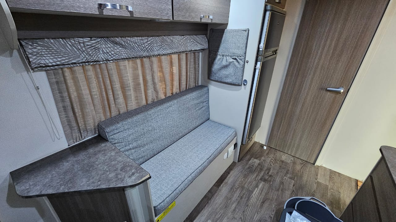 2020 Jurgens Classique Bradley Edition | Junk Mail