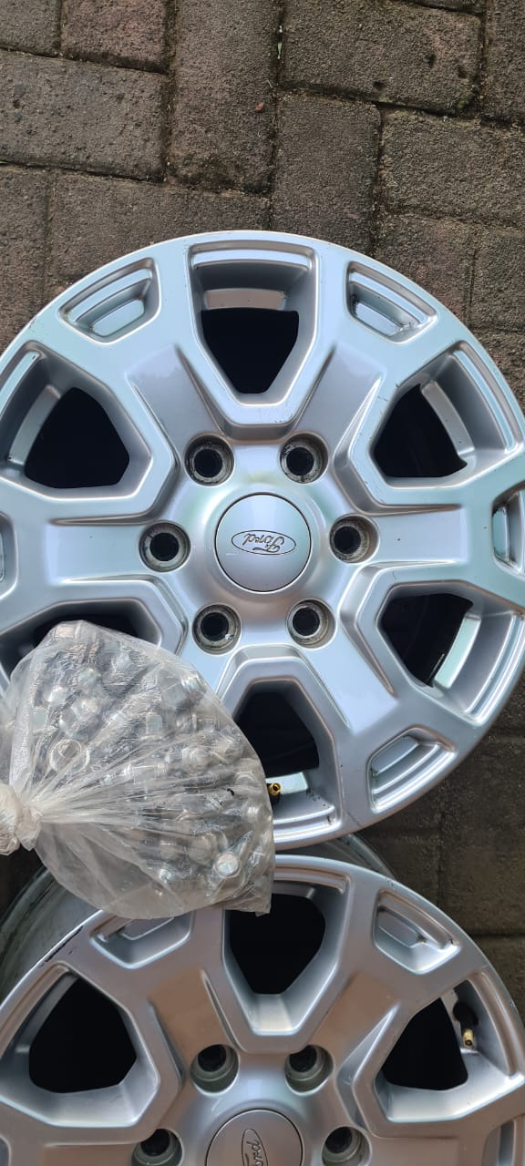 4x Ford Ranger 2019 16" mags + wheelnuts | Junk Mail Marketplace