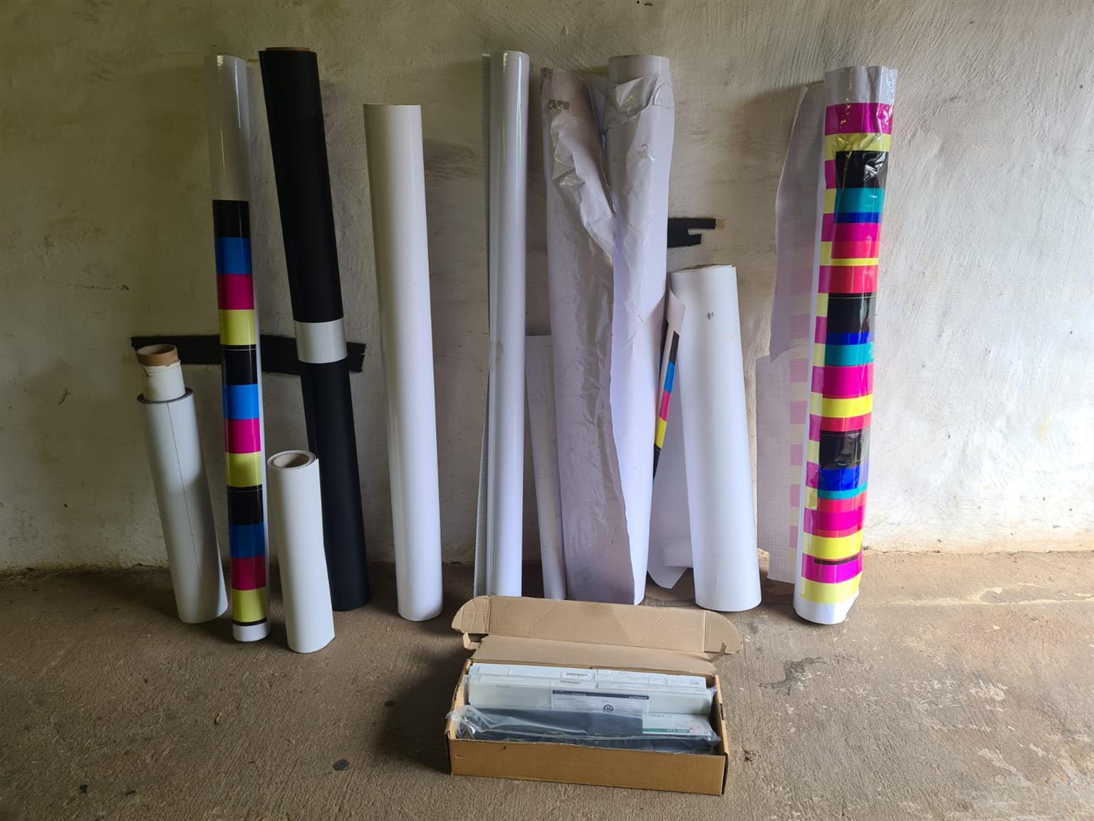 Roland large format printer and vinyl cutter. | Junk Mail Marketplace