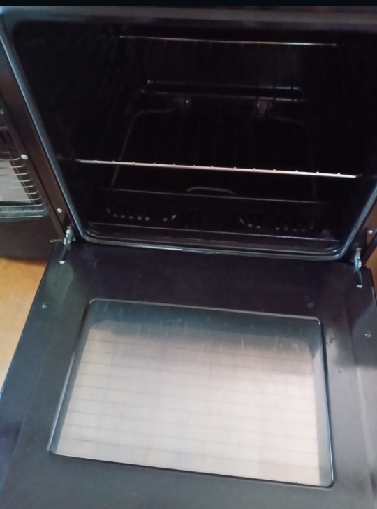 Defy 4-plaat elektriese stoof | Junk Mail