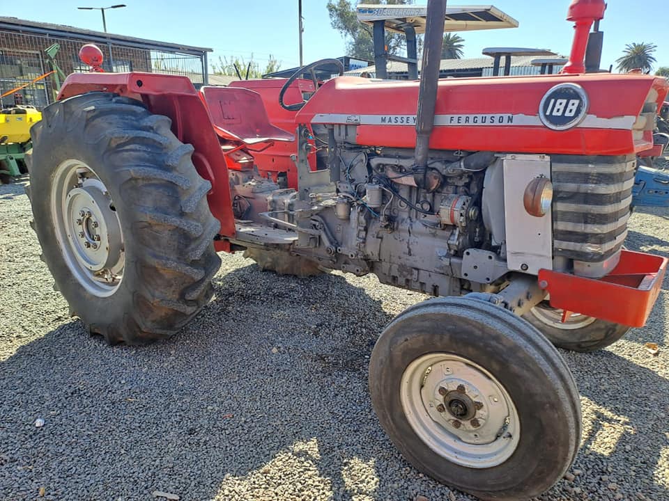 Massey Ferguson 188 | Junk Mail