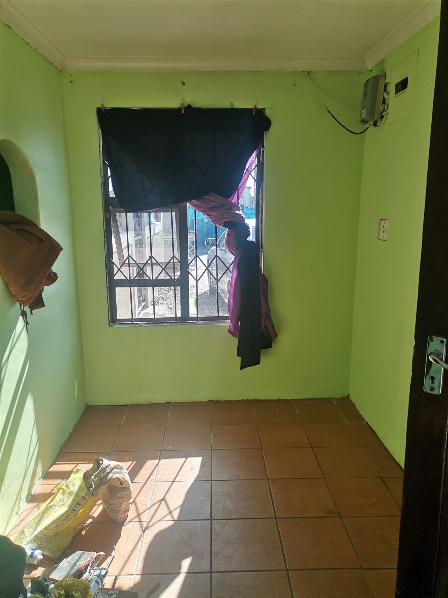 House to rent available immediately ,Lower Cross Road/Phillip no ...