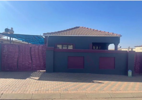 Modern 2-Bedroom Home For Rental – Freedom Park, Devland R6 000.00 ...