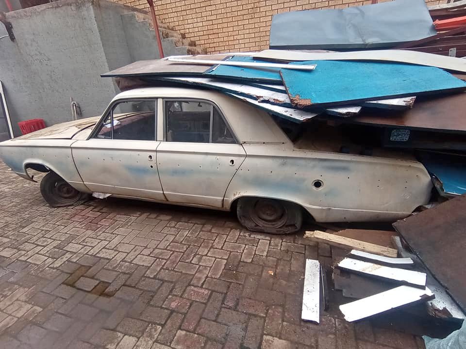 Plymouth Valiant '66 Shell | Junk Mail Marketplace