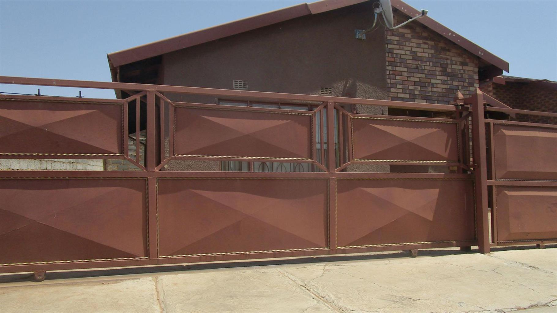 Bank repossessed properties for sale in phiri soweto | Junk Mail