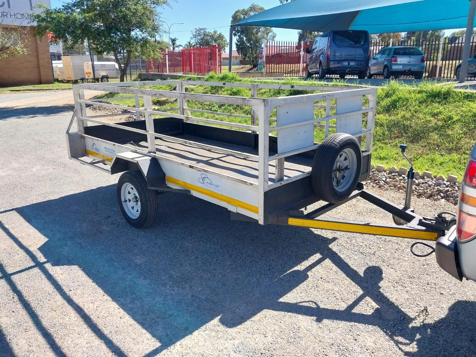 Triangle UTI Trailer | Junk Mail