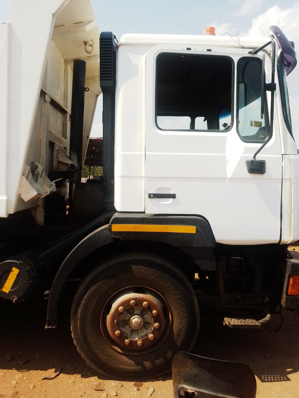 MAN F2000 10 CUBE TIPPER 2005 | Junk Mail