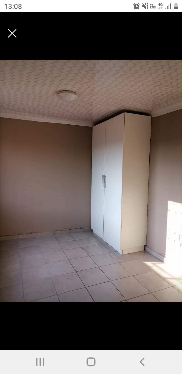 Bachelor Flat to Rent in Midrand Ebony Park - Available immediately ...