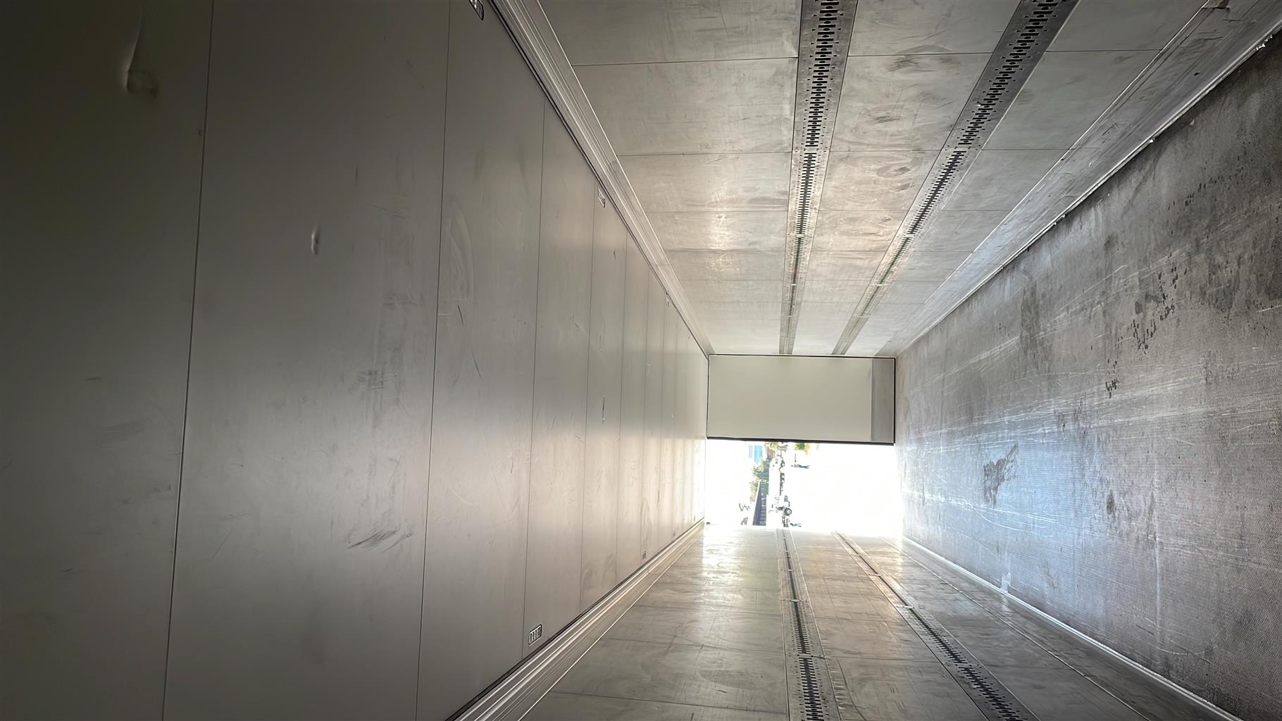 2019 GRW Refrigerated trailer | Junk Mail