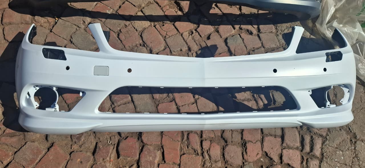 Mercedes C class AMG w204 preface front bumper for sale | Junk Mail ...