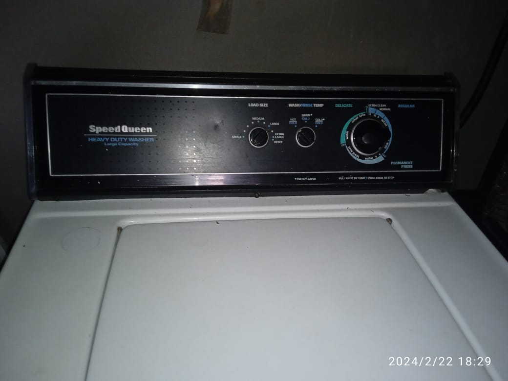 Speed Queen washing machine | Junk Mail Marketplace