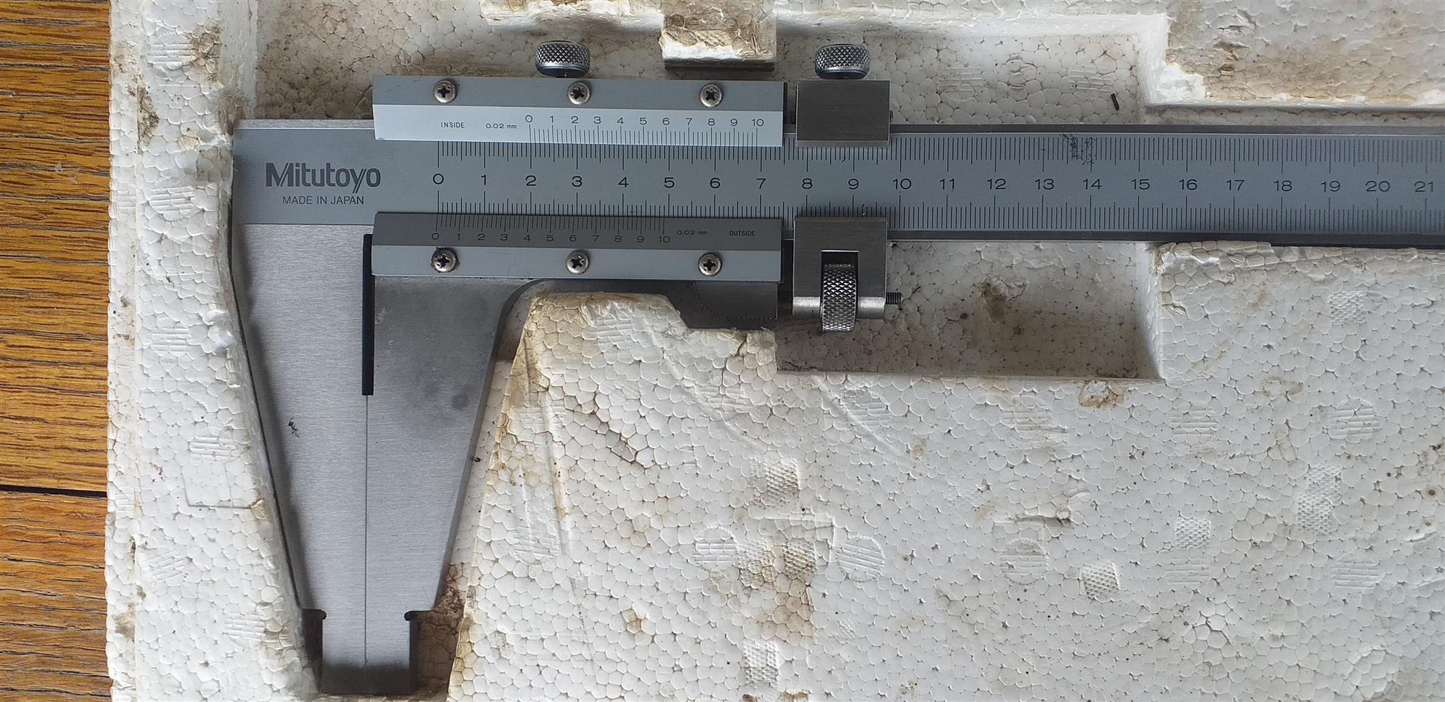 MITUTOYO PRECISION VERNIER 0 - 600mm R4500 neg. 0835264549 | Junk Mail