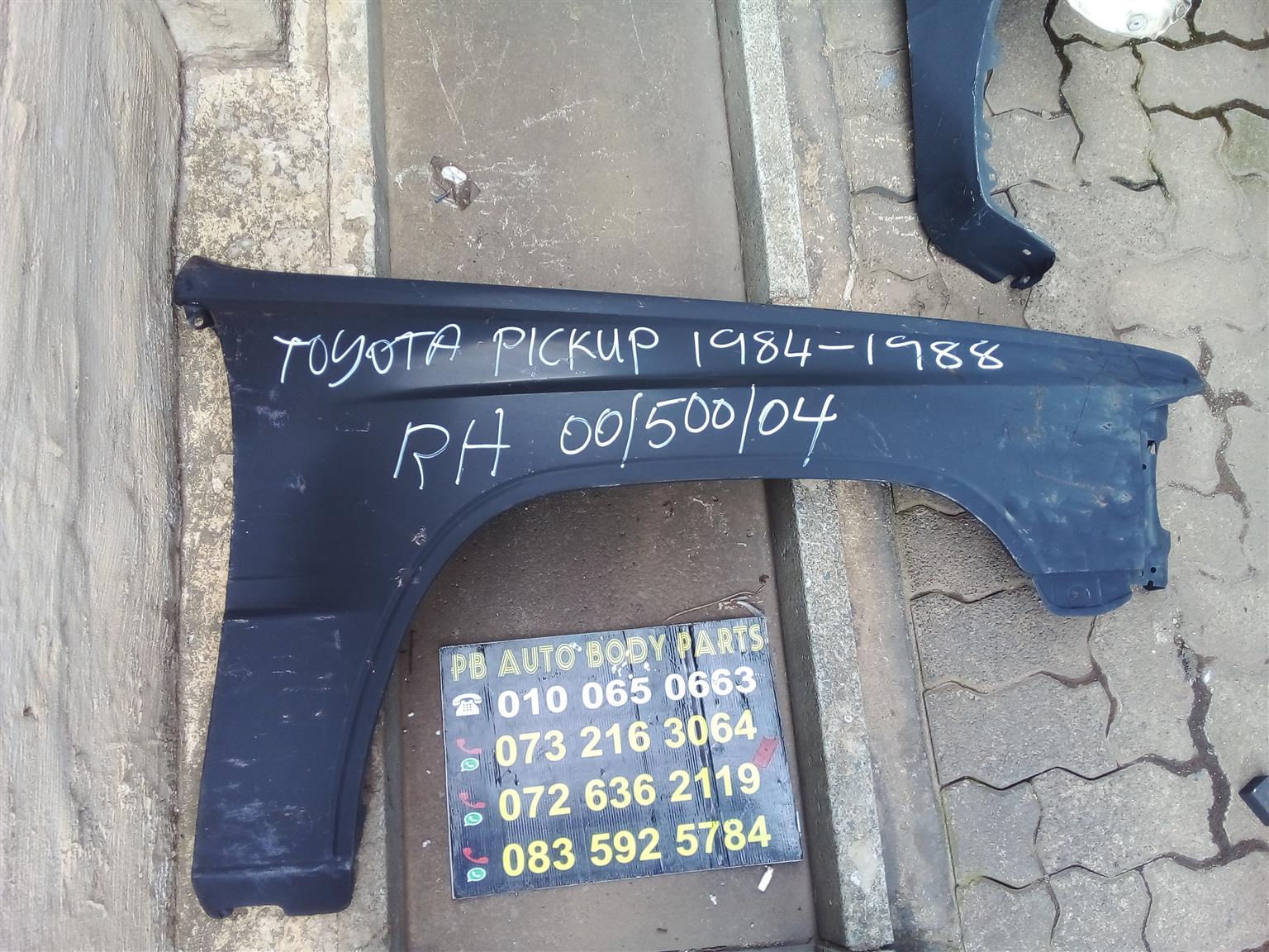 Toyota Pickup RH Fender | Junk Mail