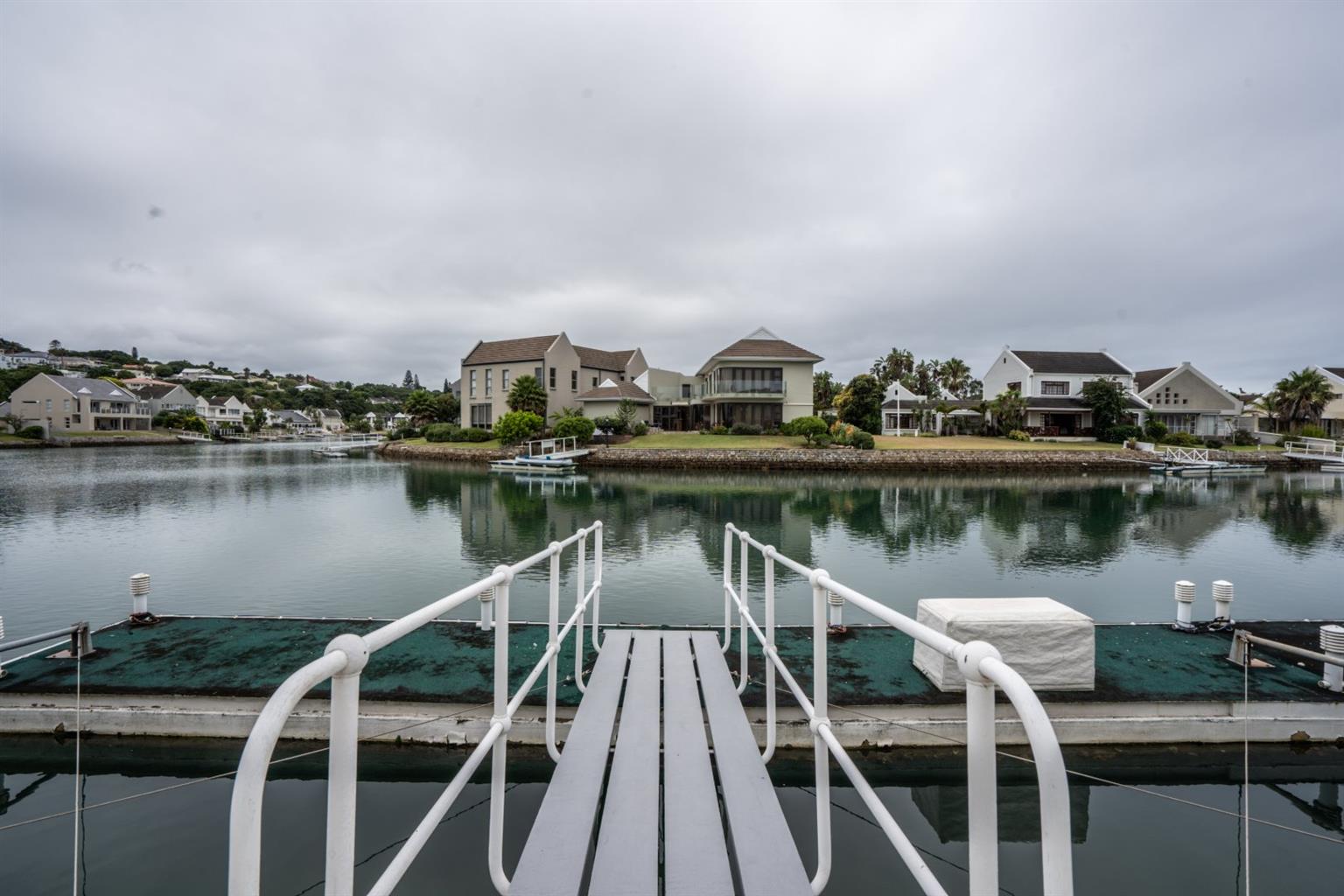 STATE OF THE ART ARCHITECTURE | Junk Mail Marketplace